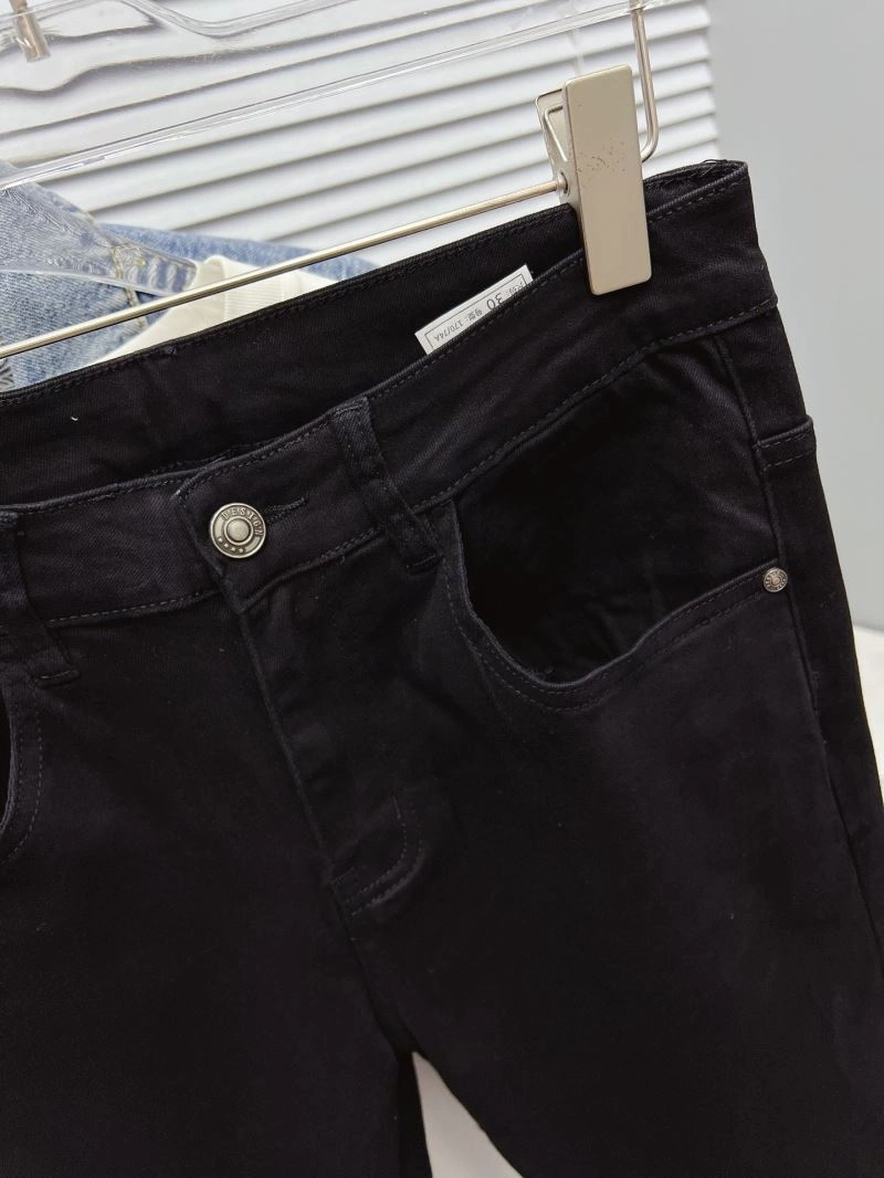 Discounted Louis Vuitton Jeans