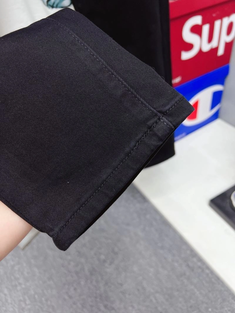 Discounted Louis Vuitton Jeans