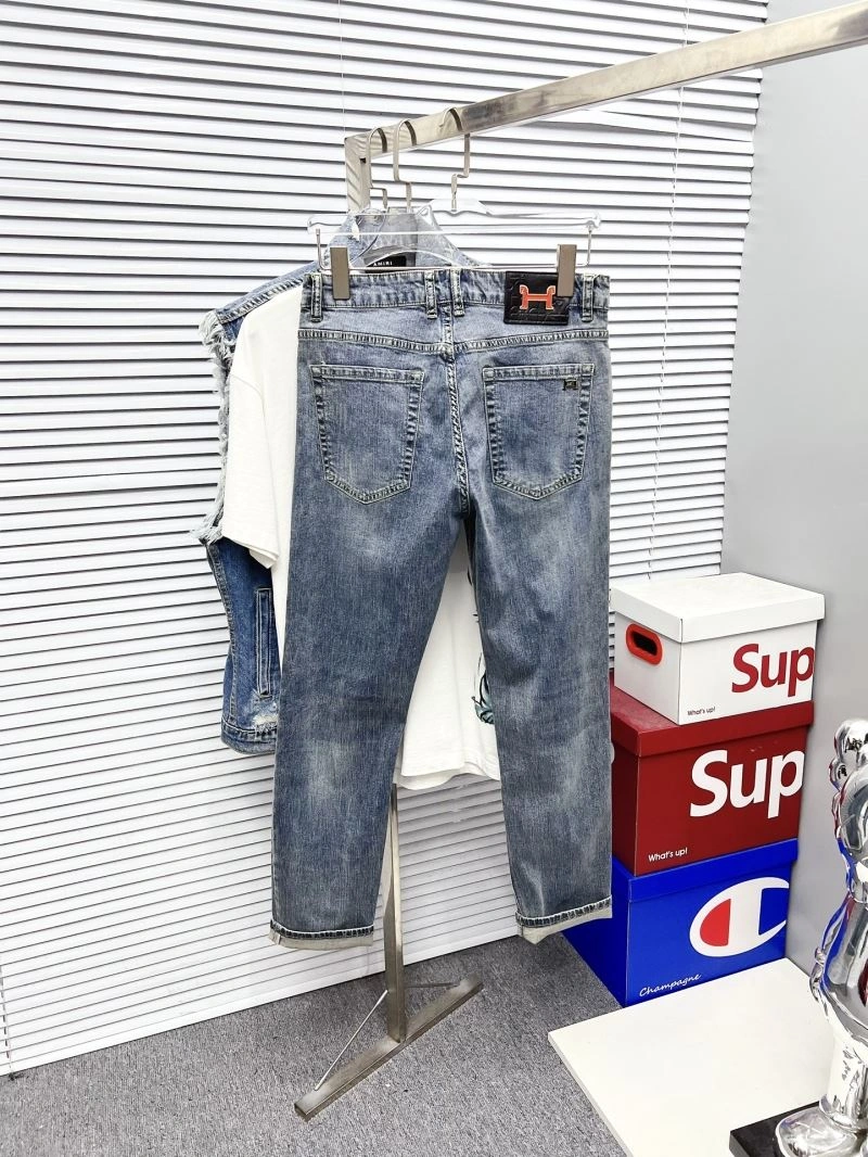 Low-cost Louis Vuitton Jeans