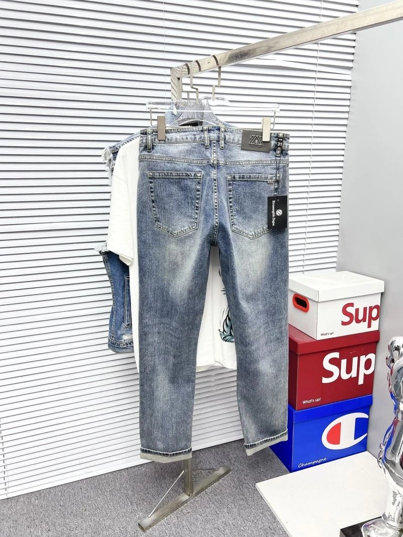 Exact replica Louis Vuitton Jeans