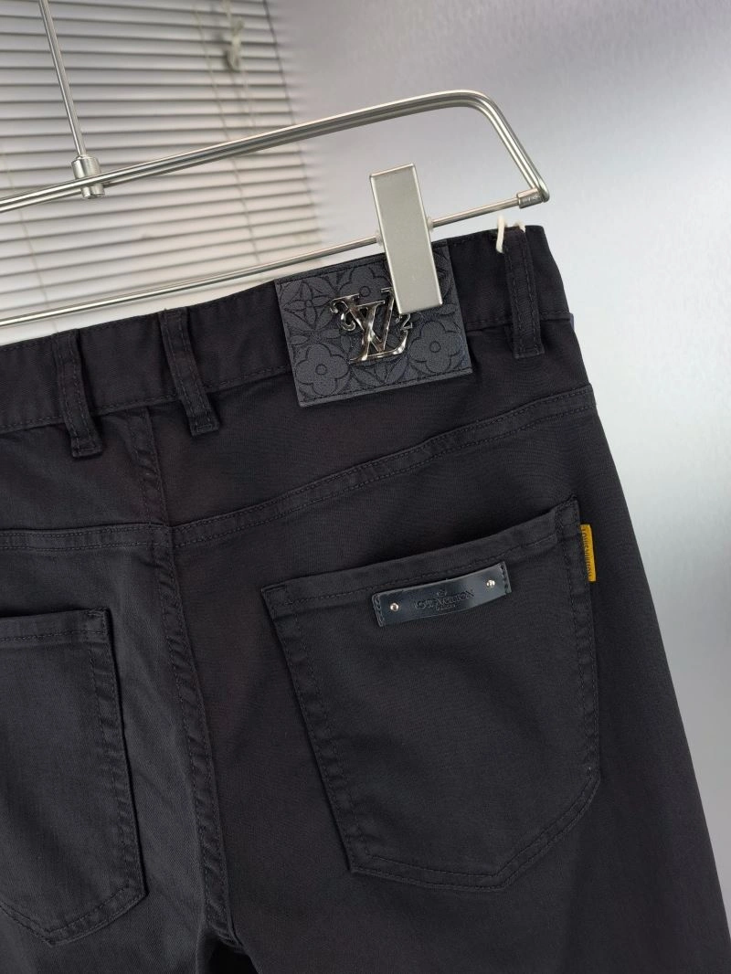 Top match Louis Vuitton Jeans