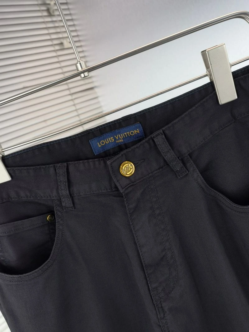Top match Louis Vuitton Jeans
