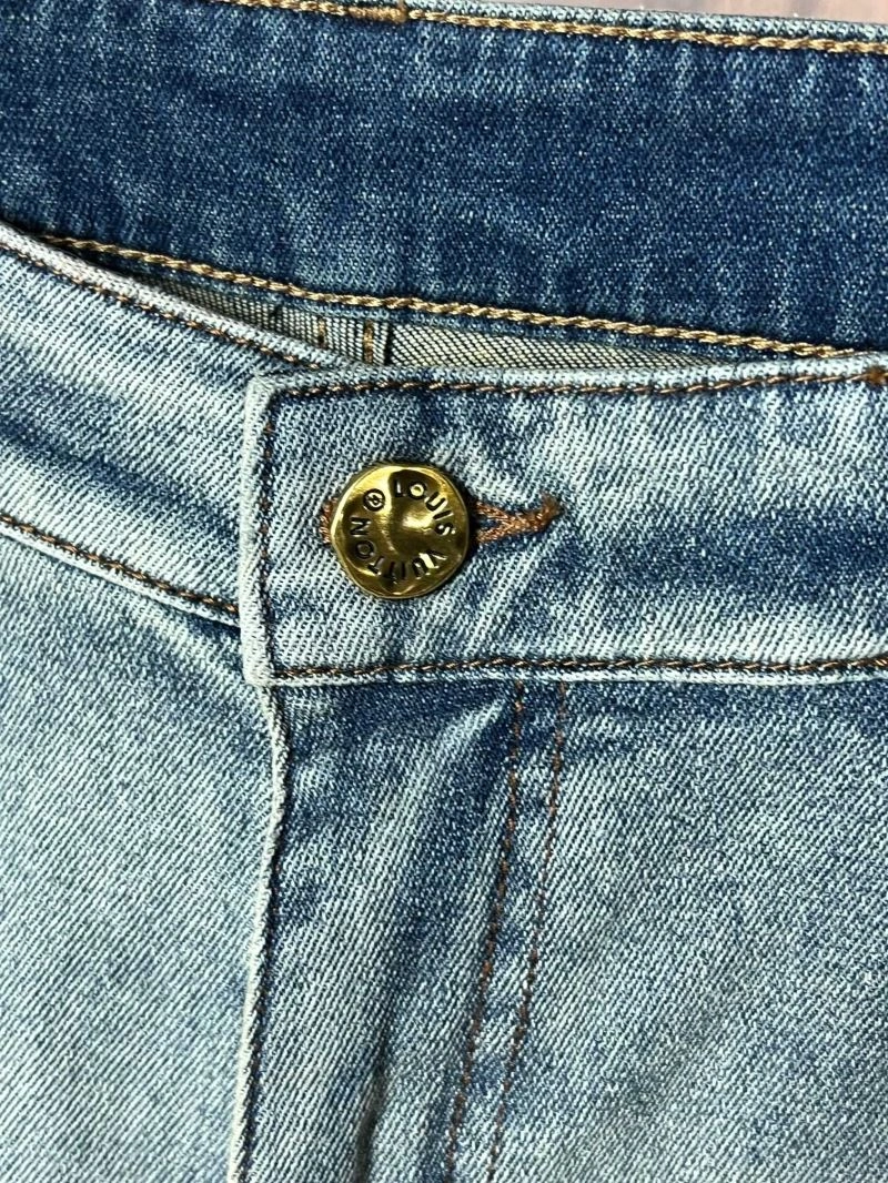 Discounted Louis Vuitton Jeans
