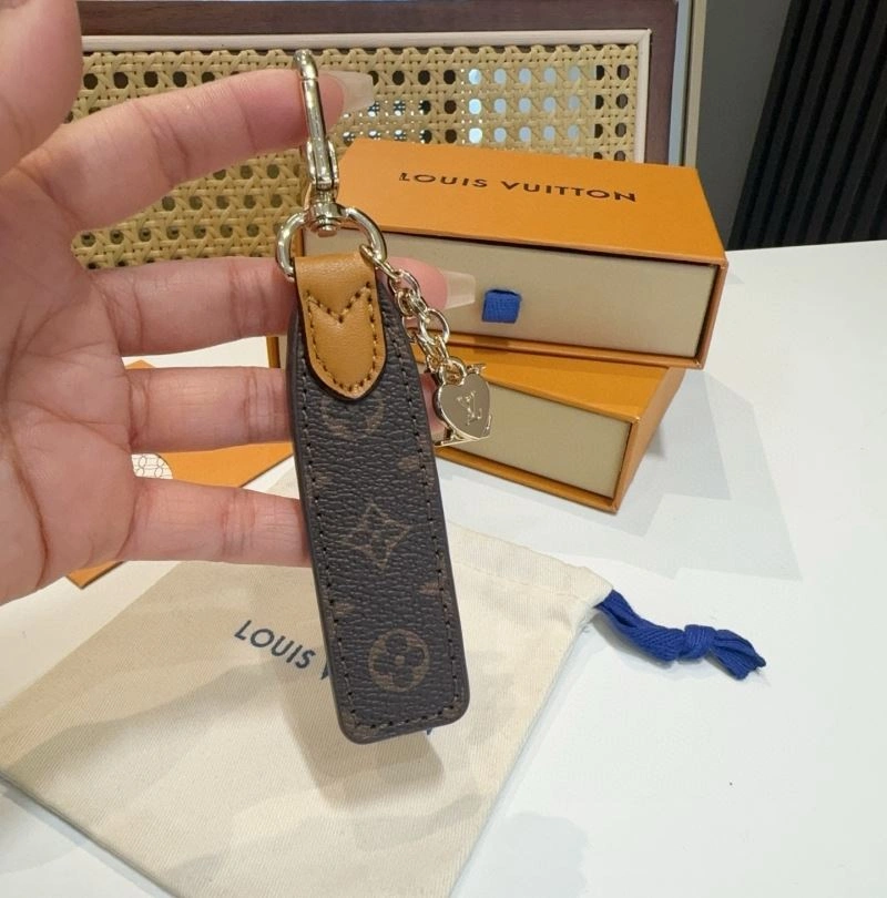1:1 copy Louis Vuitton Keychains