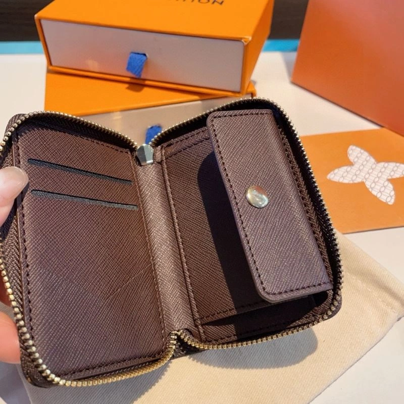 1:1 copy Louis Vuitton Keychains