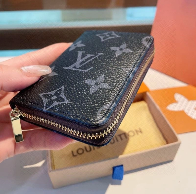 Brand-original Louis Vuitton Keychains