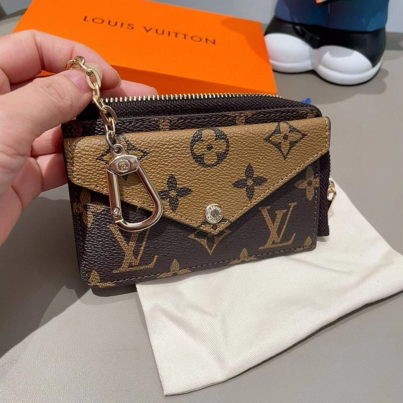 High accuracy Louis Vuitton Keychains