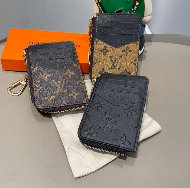 High accuracy Louis Vuitton Keychains
