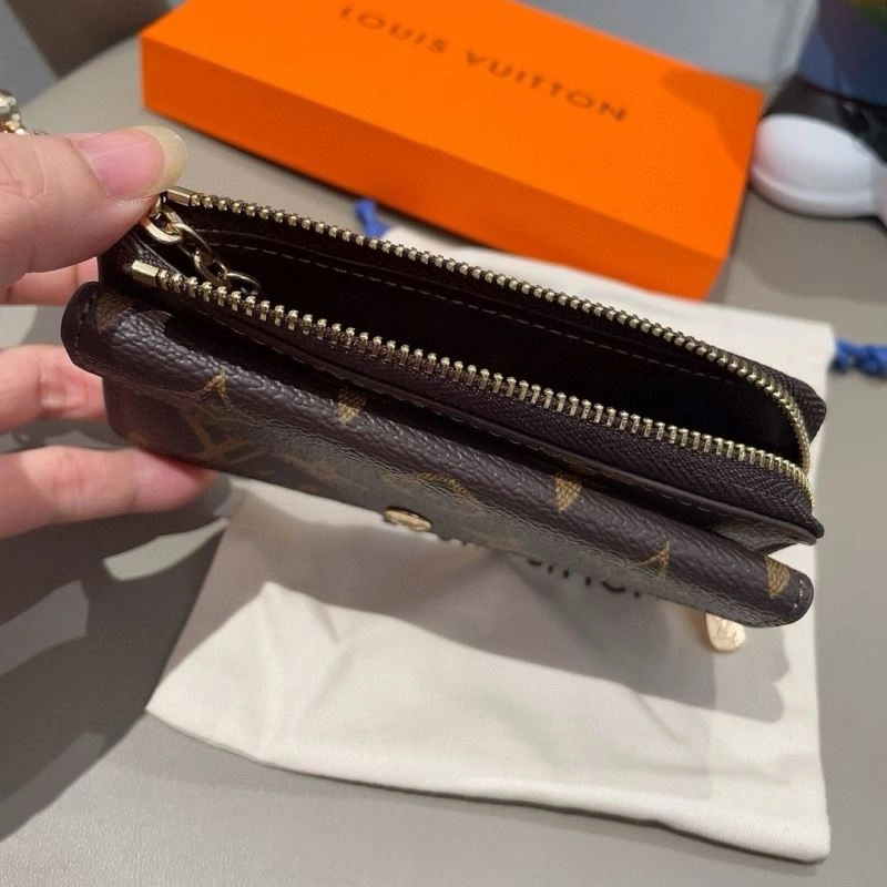 Factory-made Louis Vuitton Keychains