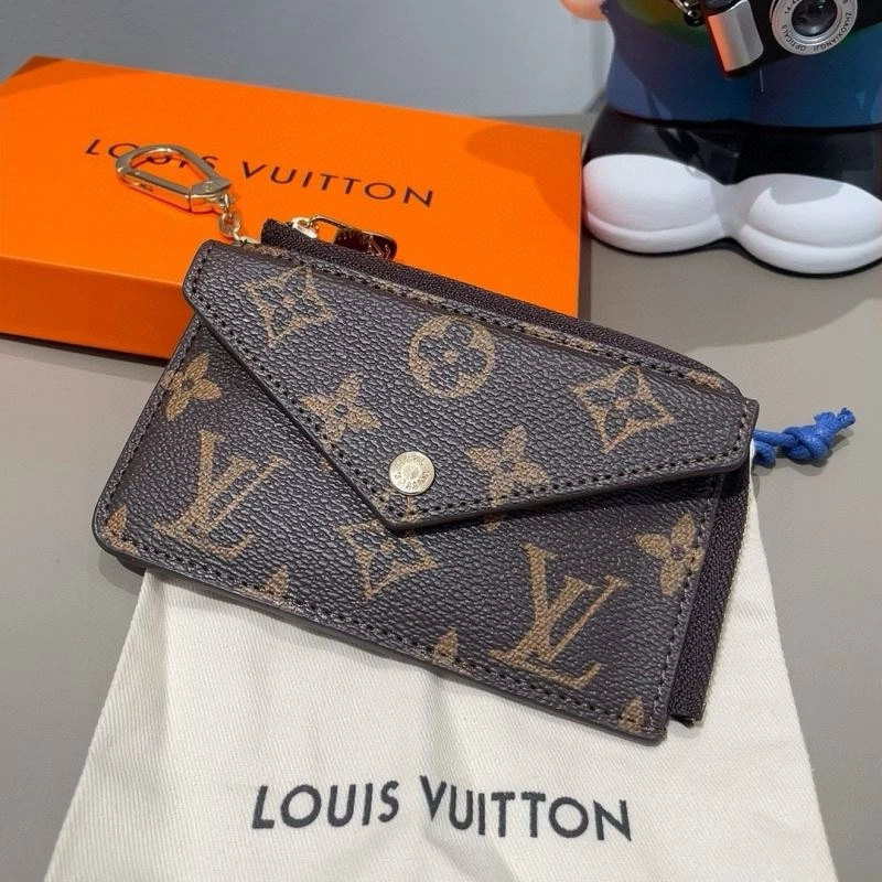 Factory-made Louis Vuitton Keychains