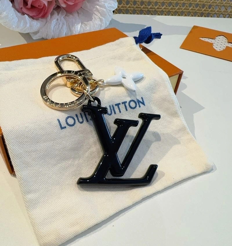 Top match Louis Vuitton Keychains