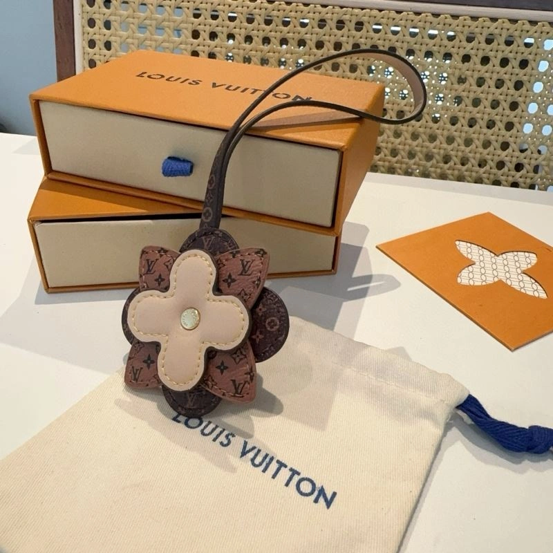 Top mirror Louis Vuitton Keychains
