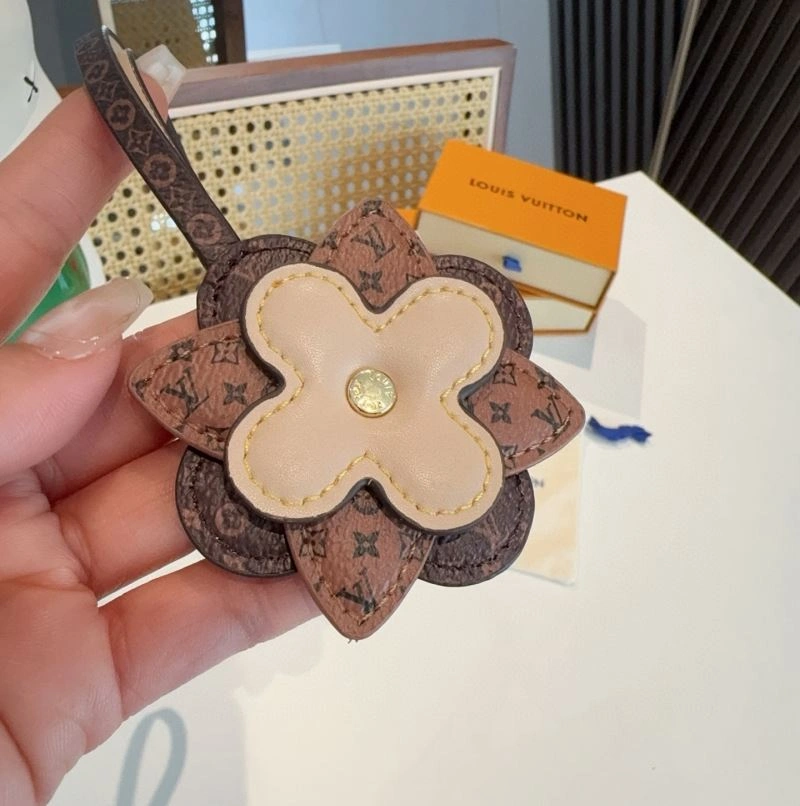 Top mirror Louis Vuitton Keychains