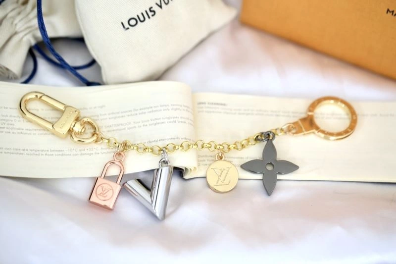 Bargain Louis Vuitton Keychains