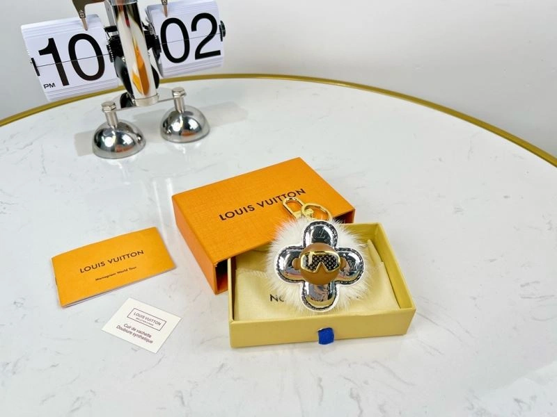 Accurate model Louis Vuitton Keychains
