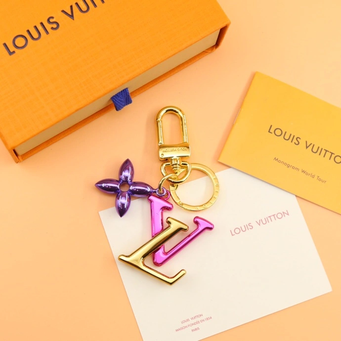 Top mirror Louis Vuitton Keychains