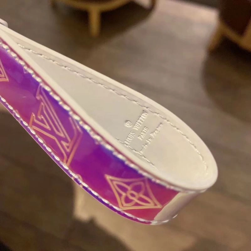 Top mirror Louis Vuitton Keychains