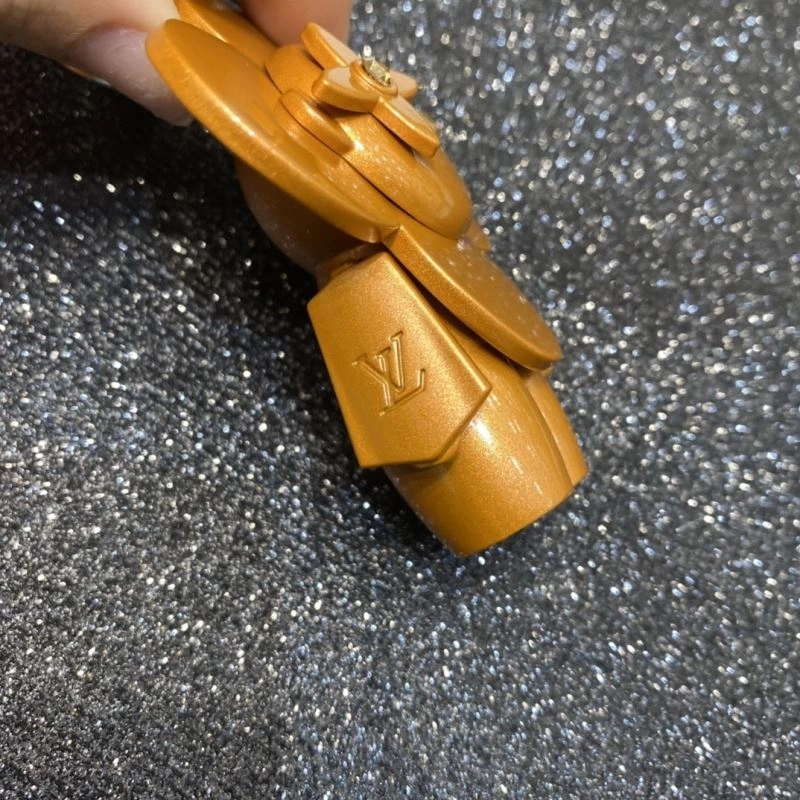 Precise copy Louis Vuitton Keychains