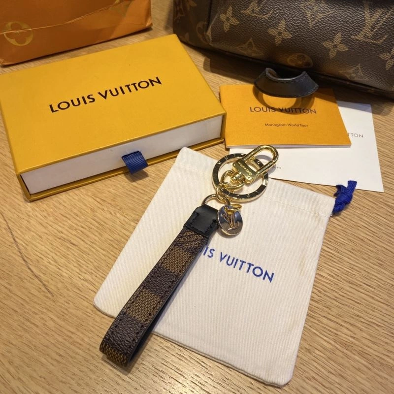 Bargain Louis Vuitton Keychains
