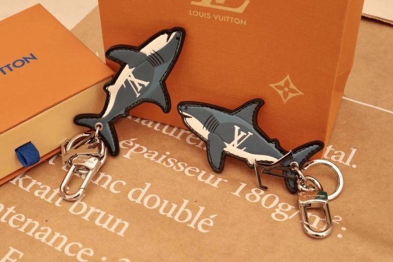 Accurate model Louis Vuitton Keychains