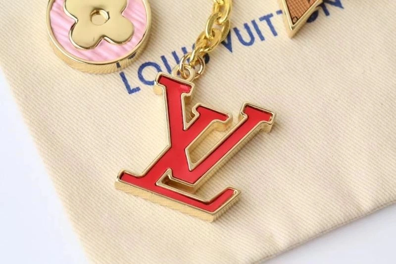 1:1 copy Louis Vuitton Keychains