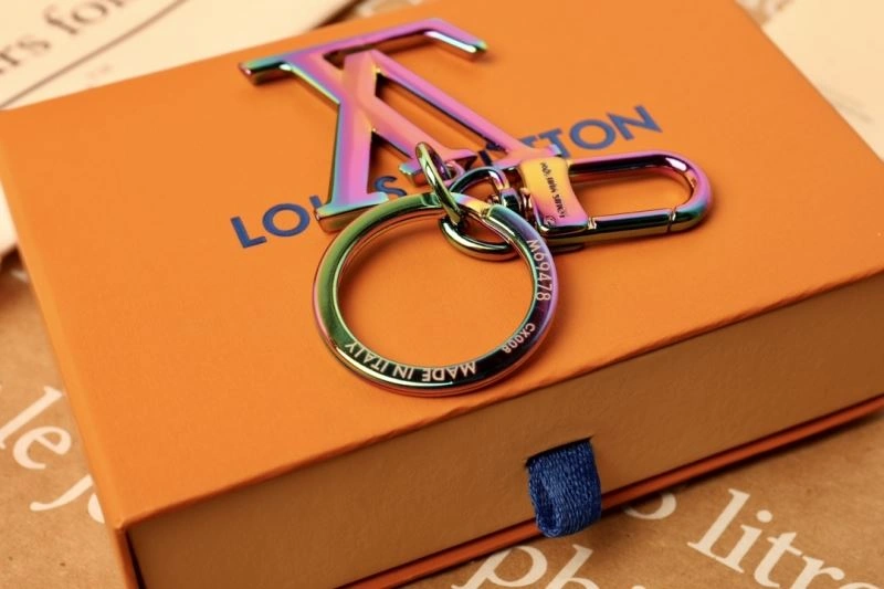 High accuracy Louis Vuitton Keychains