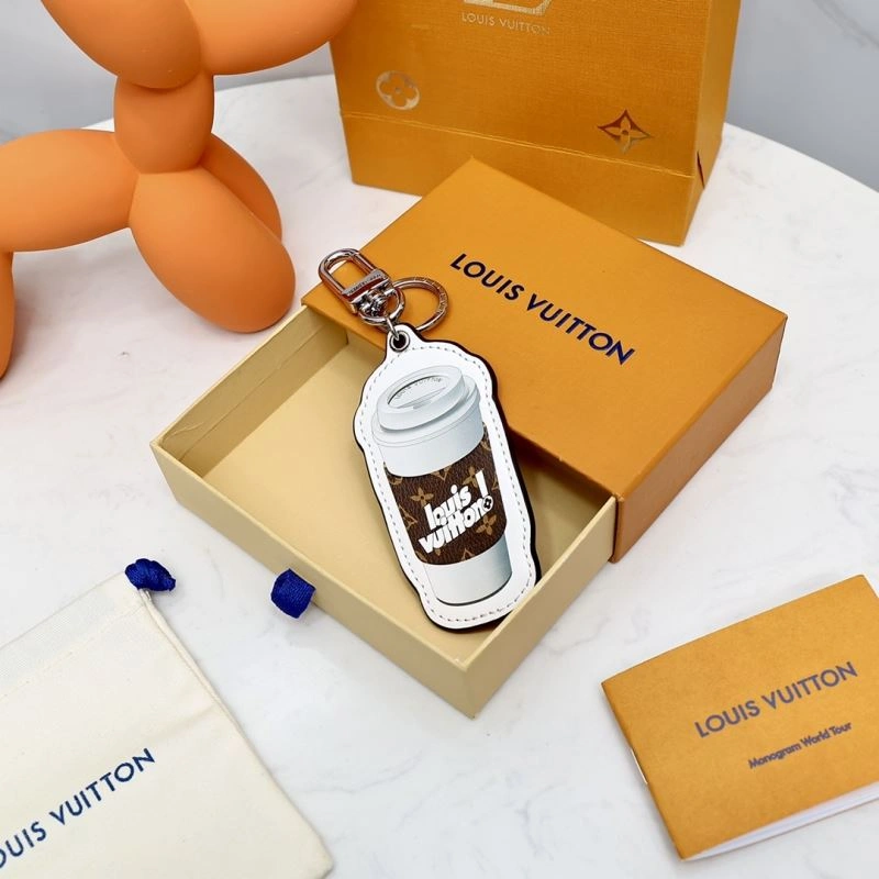 Top match Louis Vuitton Keychains