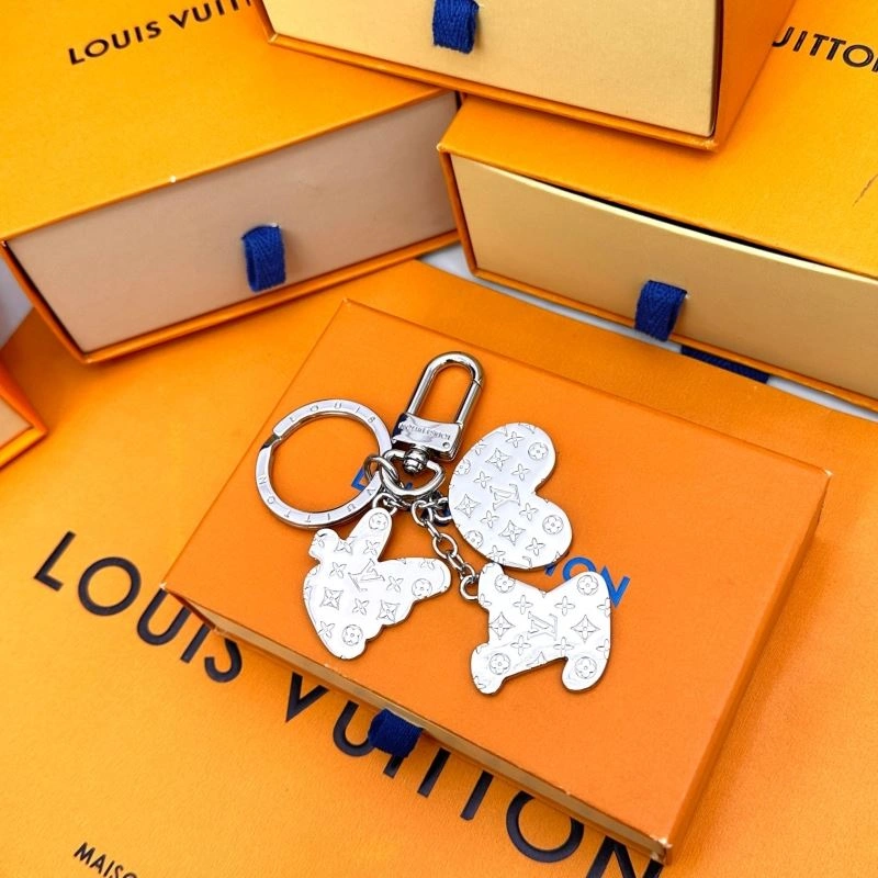 Top match Louis Vuitton Keychains