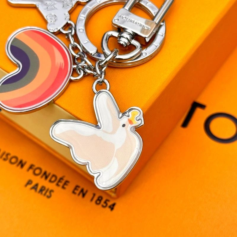 Top match Louis Vuitton Keychains