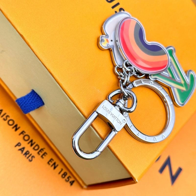 Top match Louis Vuitton Keychains