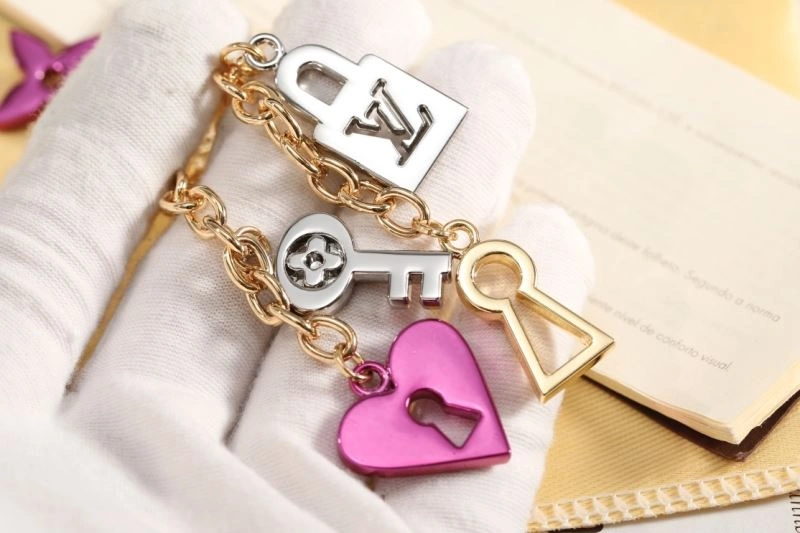 Bargain Louis Vuitton Keychains