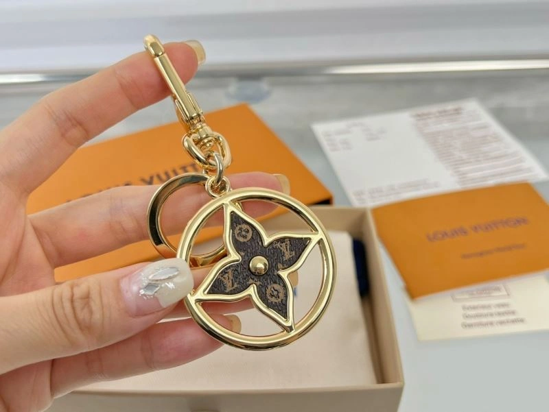 Accurate model Louis Vuitton Keychains