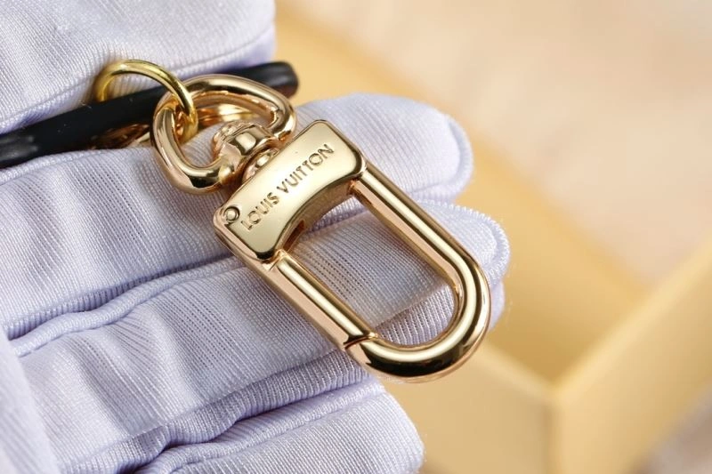 Top match Louis Vuitton Keychains