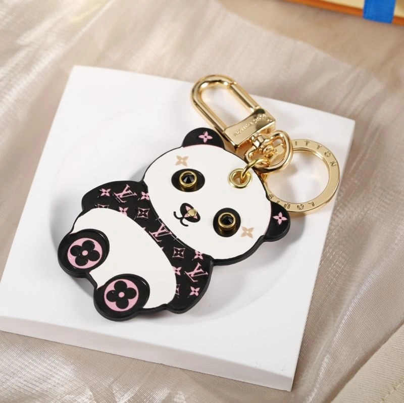Top match Louis Vuitton Keychains