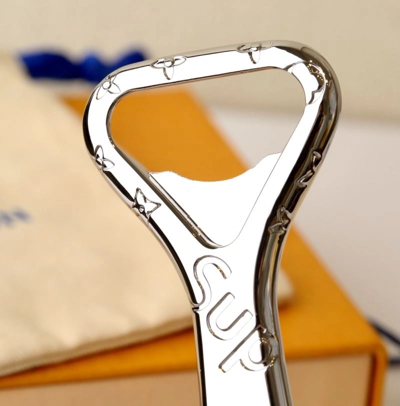 Top match Louis Vuitton Keychains
