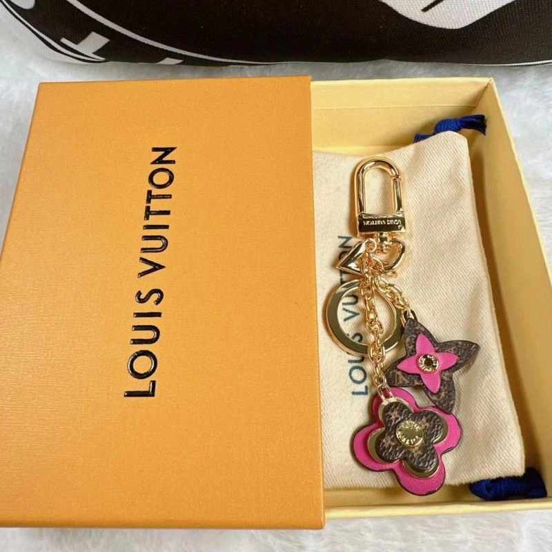 Accurate model Louis Vuitton Keychains