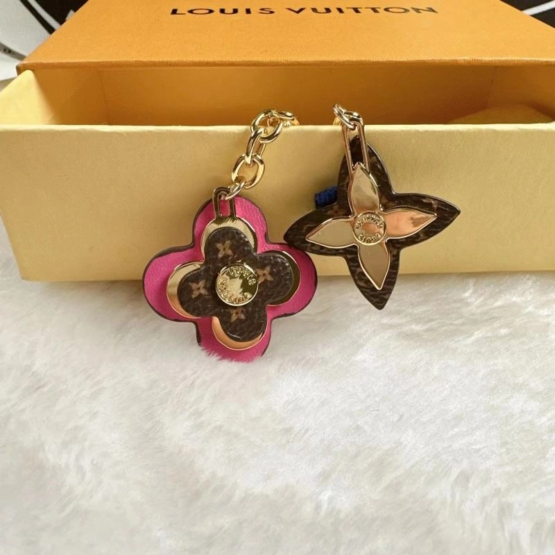 Accurate model Louis Vuitton Keychains