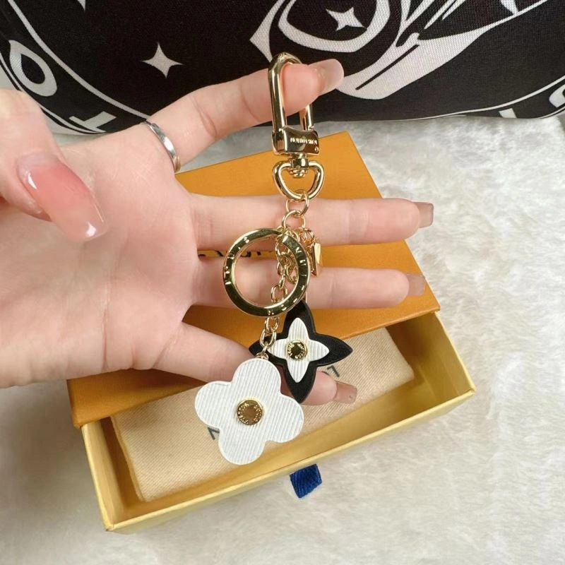 Top match Louis Vuitton Keychains