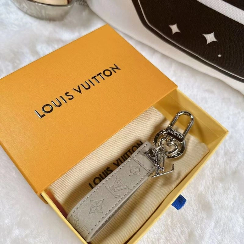 Top mirror Louis Vuitton Keychains
