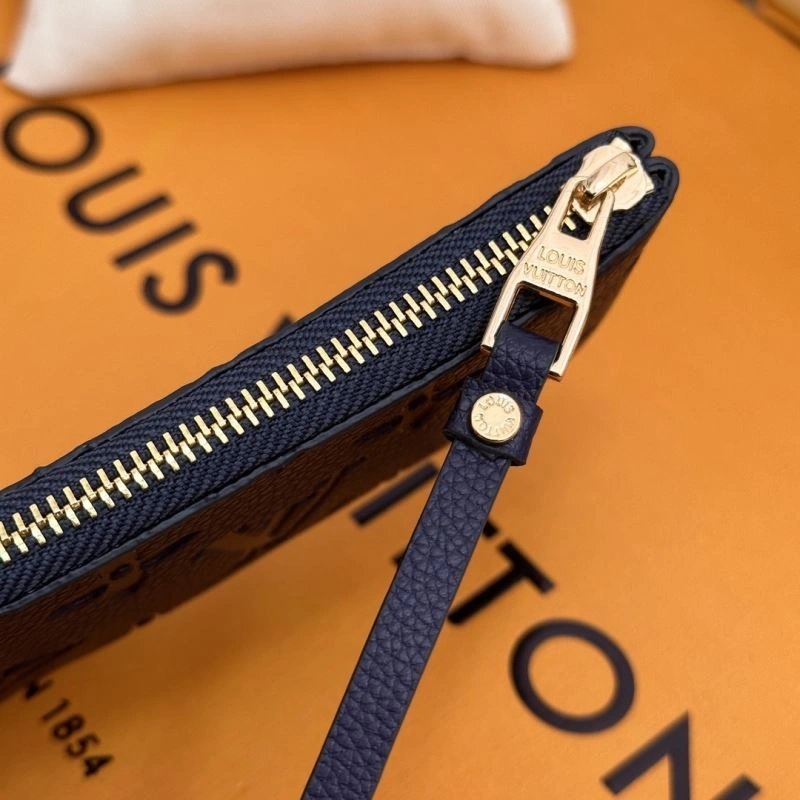Top mirror Louis Vuitton Keychains