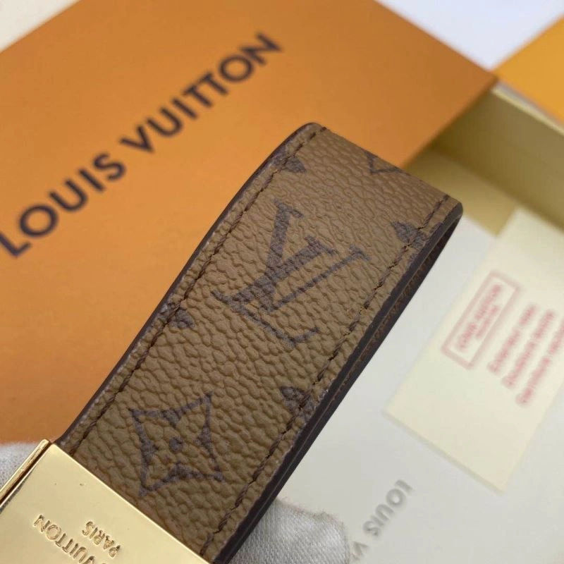Accurate model Louis Vuitton Keychains