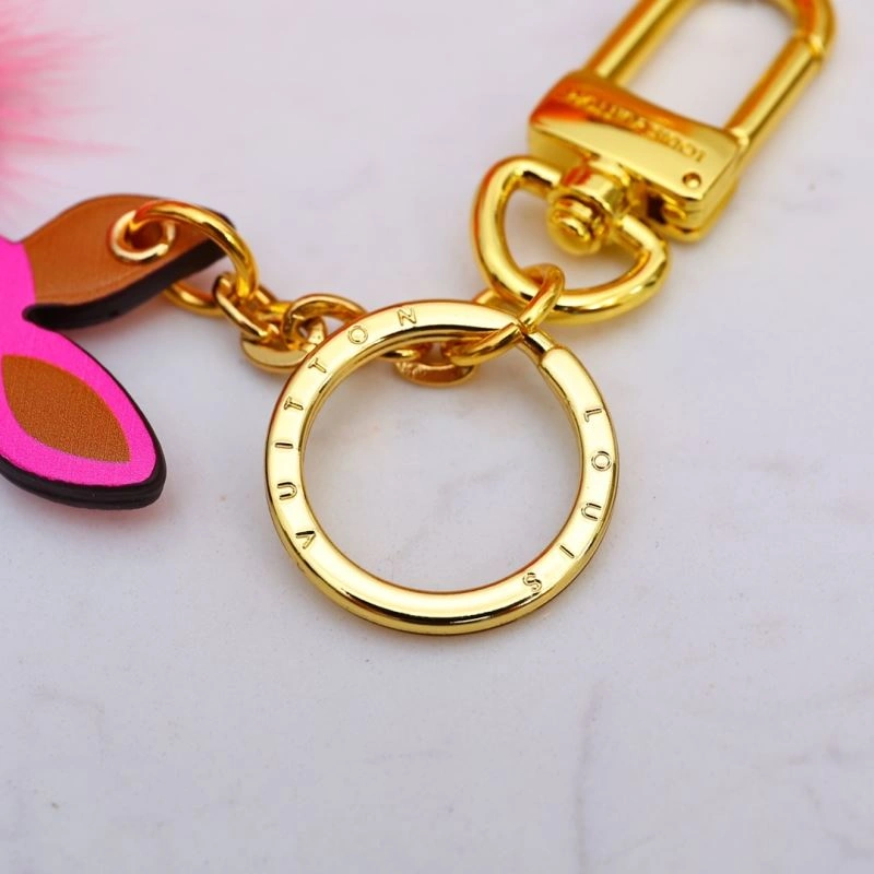 Top match Louis Vuitton Keychains
