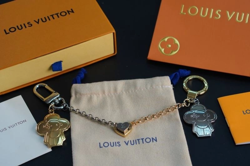 Accurate model Louis Vuitton Keychains