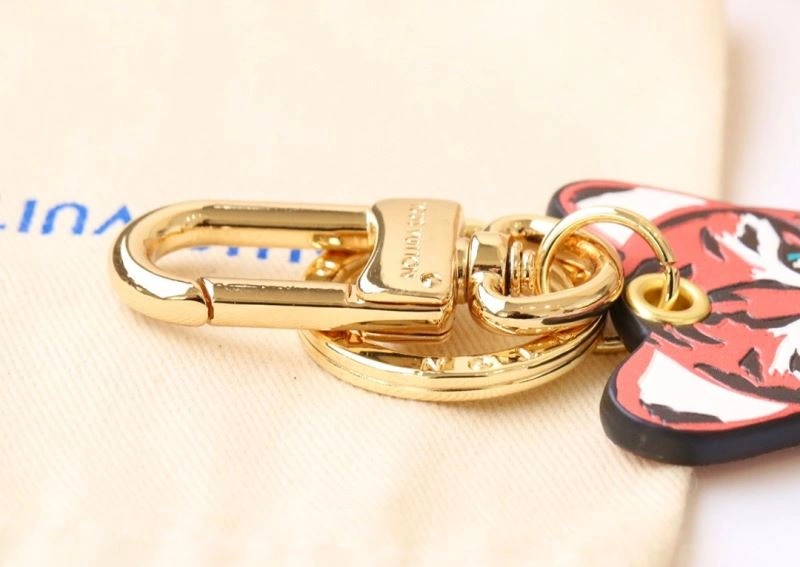 Top match Louis Vuitton Keychains