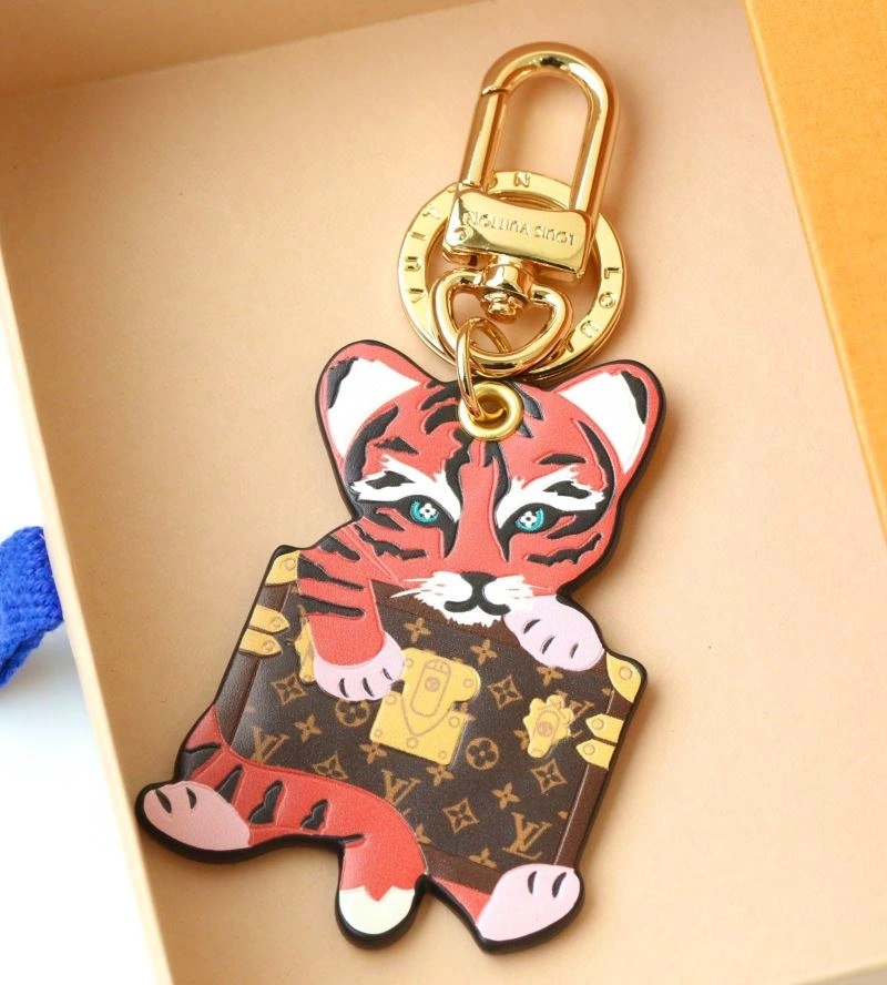 Top match Louis Vuitton Keychains