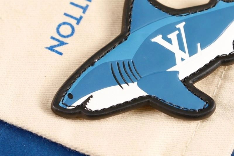 Accurate model Louis Vuitton Keychains