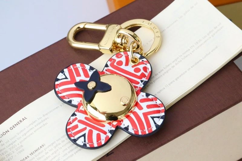 Top match Louis Vuitton Keychains
