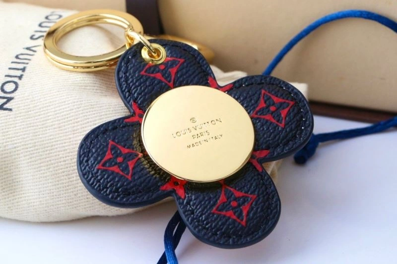 Top match Louis Vuitton Keychains