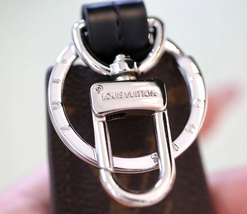 Top mirror Louis Vuitton Keychains