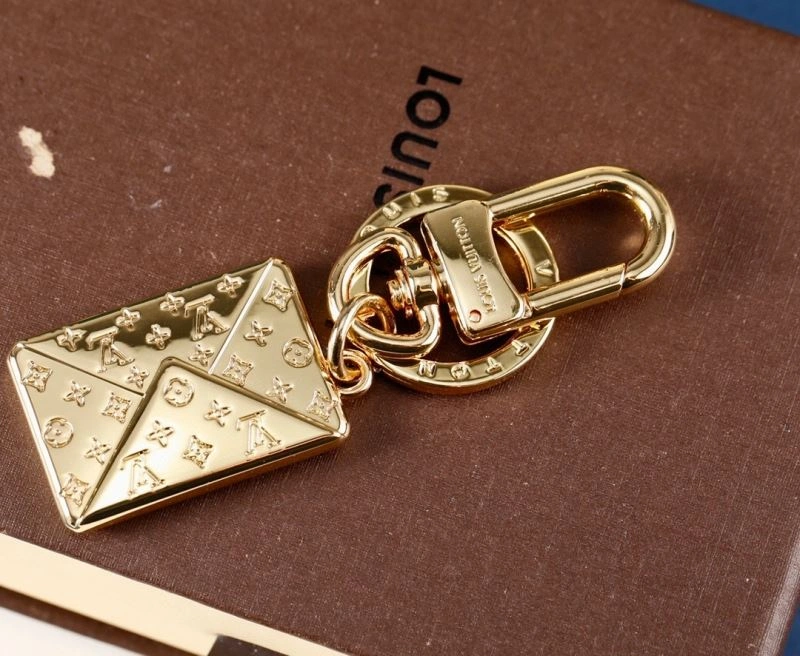 Top match Louis Vuitton Keychains